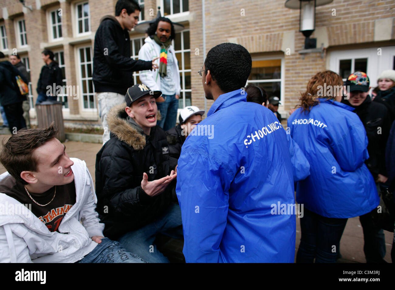 School security guard hi-res stock photography and images - Alamy