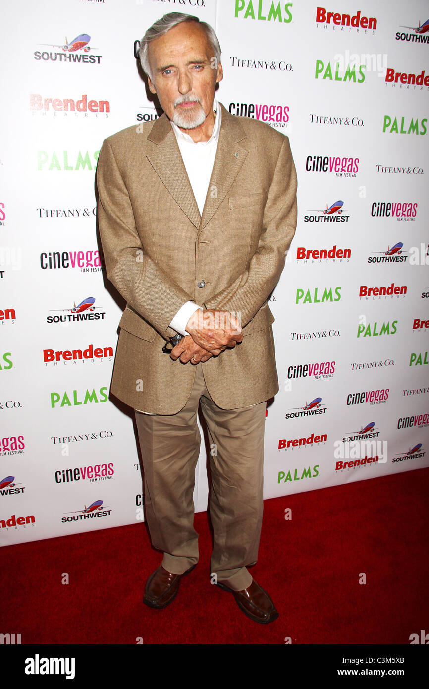 Reception hopper hi-res stock photography and images - Alamy