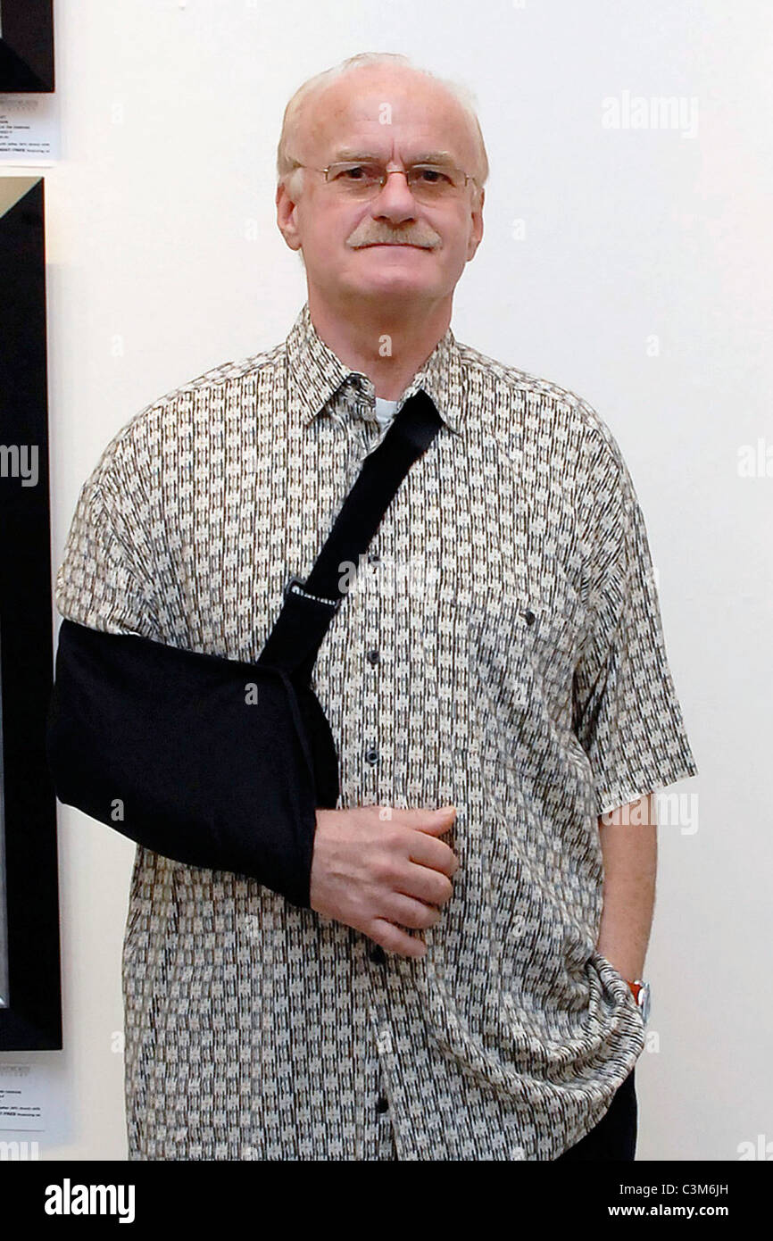 Bill aucion 280910 bill aucion hi-res stock photography and images - Alamy