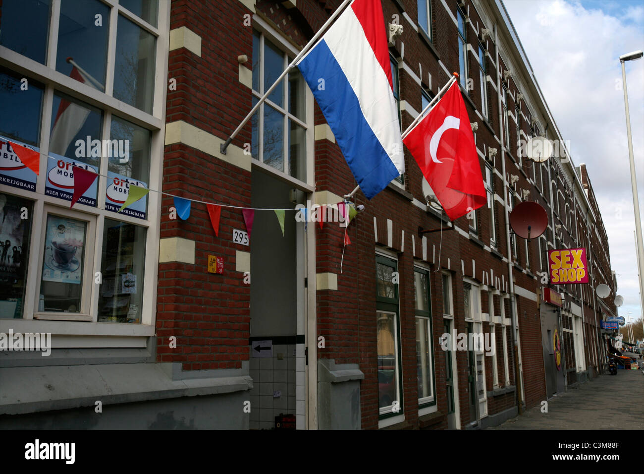 mosque in Rotterdam Stock Photo - Alamy