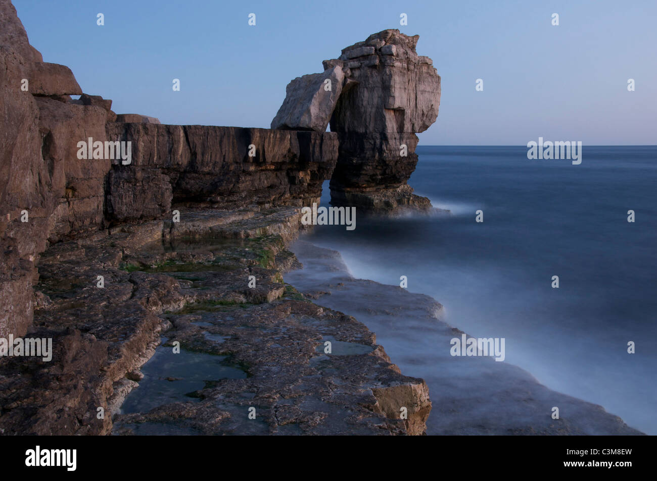 Choppy waves and limestone rocks hi-res stock photography and images ...