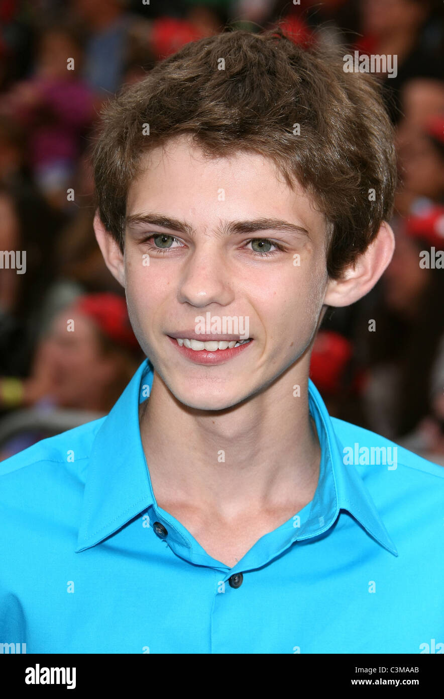 ROBBIE KAY PIRATES OF THE CARIBBEAN: ON STRANGER TIDES. WORLD PREMIERE ...