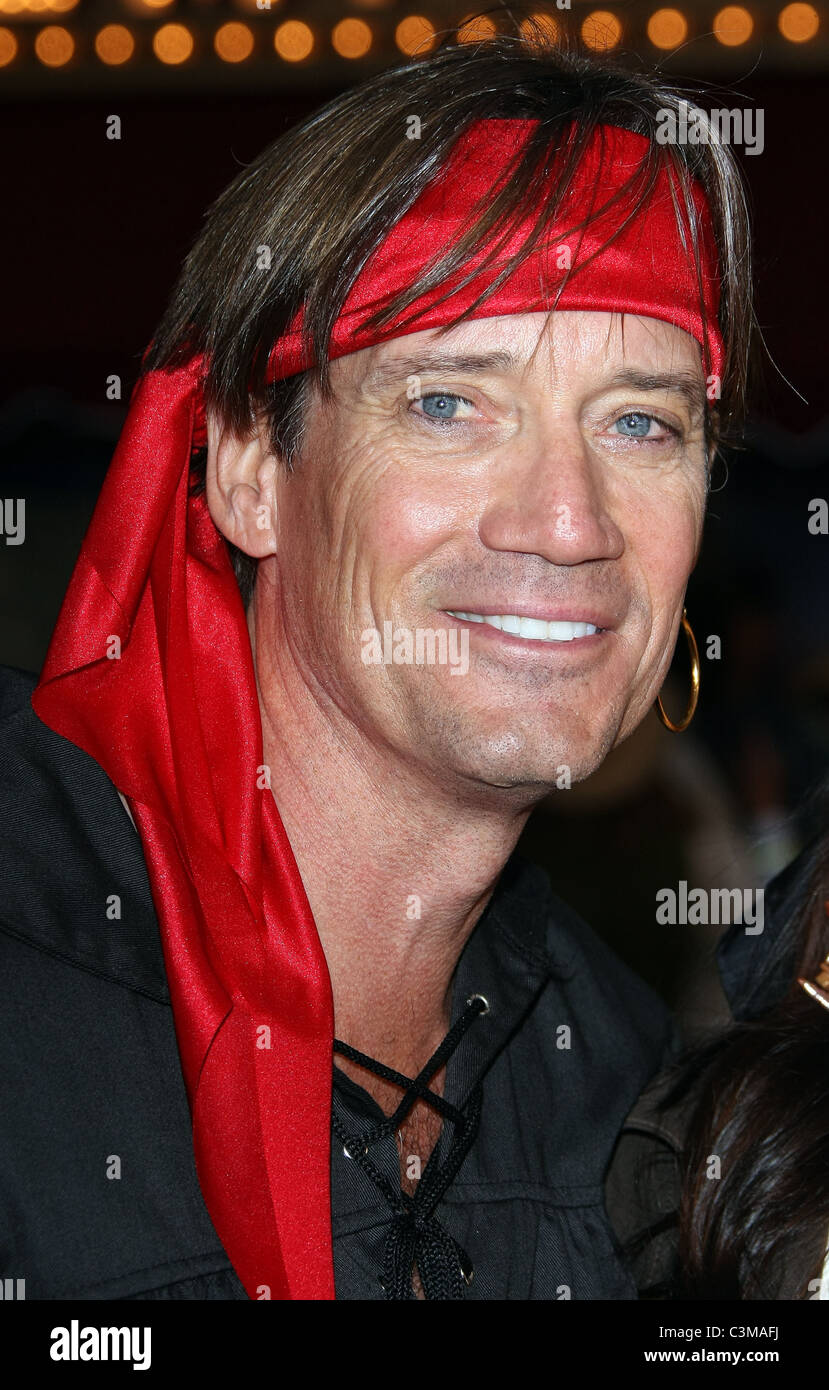 Kevin sorbo 2011 pirates of the caribbean hi-res stock photography and ...