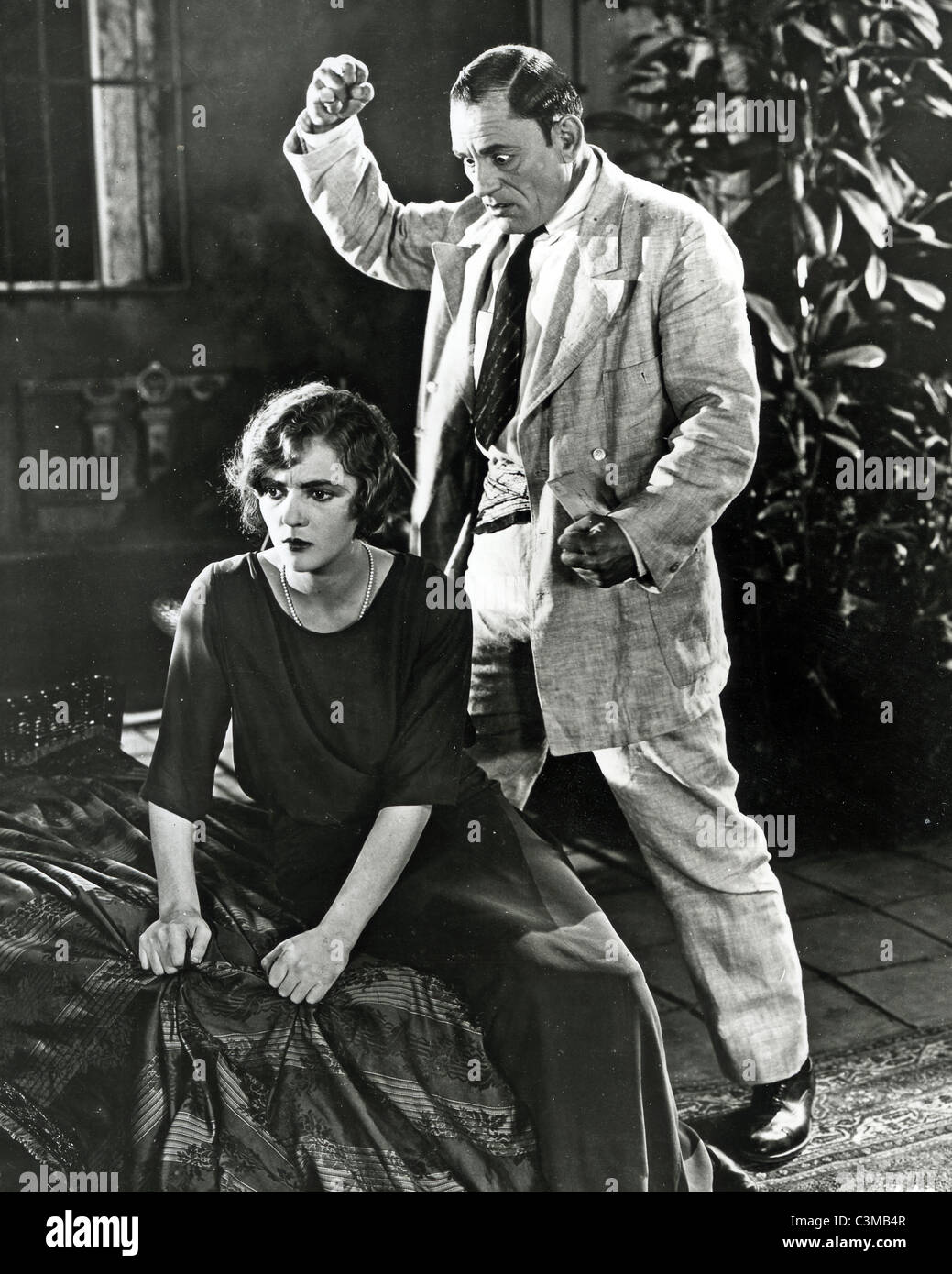 LON CHANEY (1883-1930) US silent film actor Stock Photo - Alamy