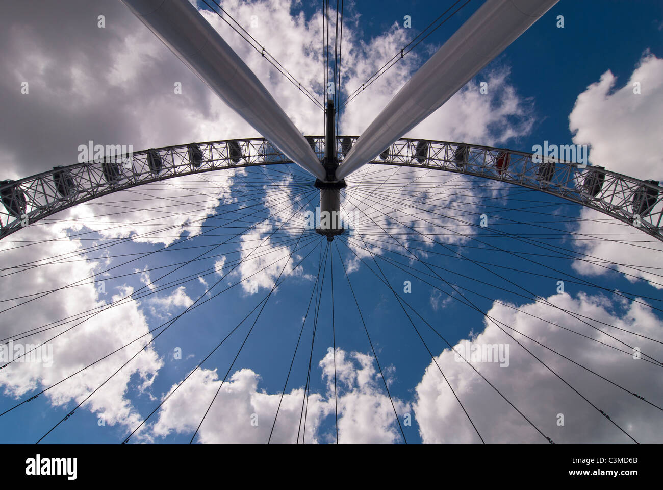 Wheel rotate spokes cloud sky hi-res stock photography and images - Alamy