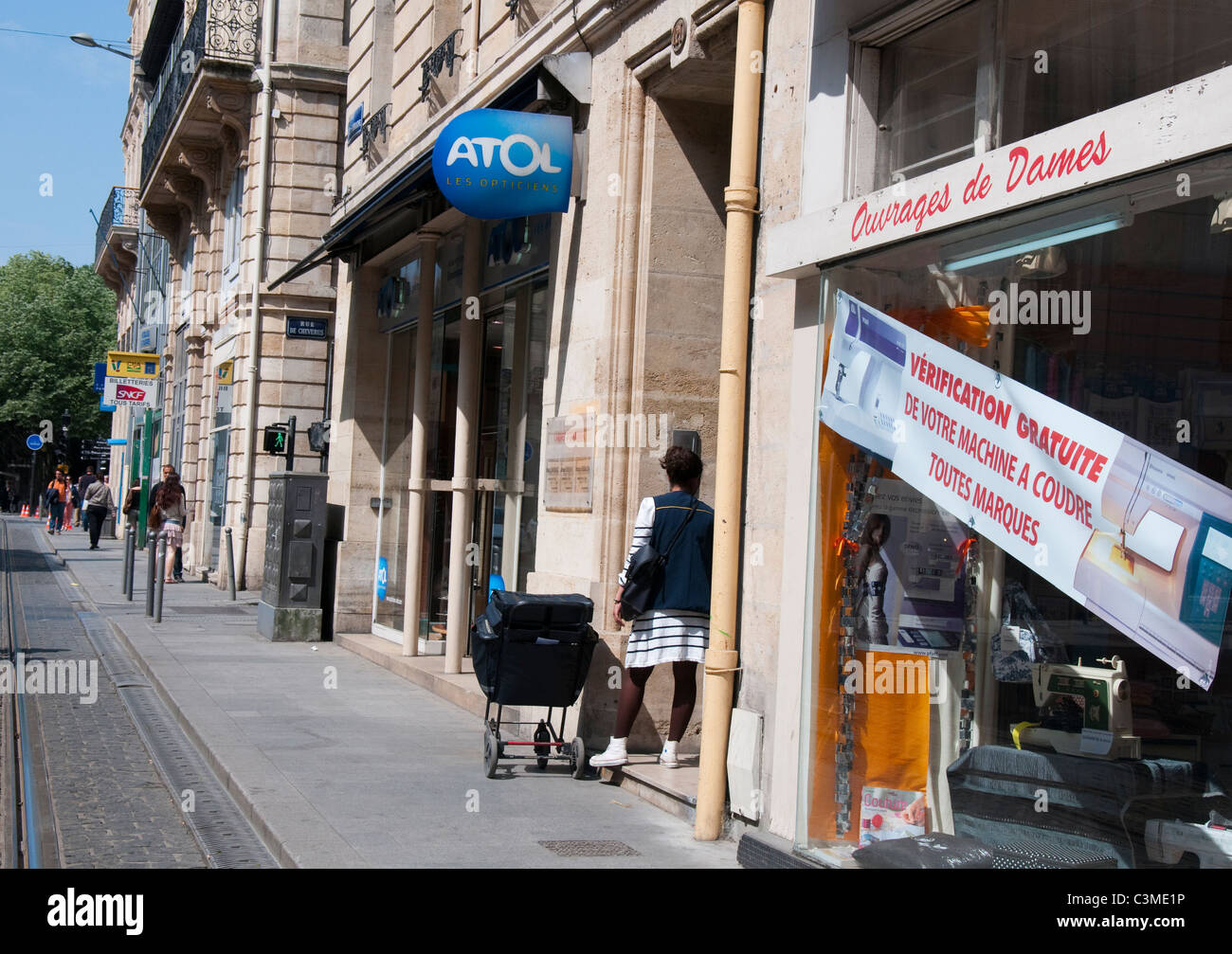 Postwoman hi-res stock photography and images - Alamy