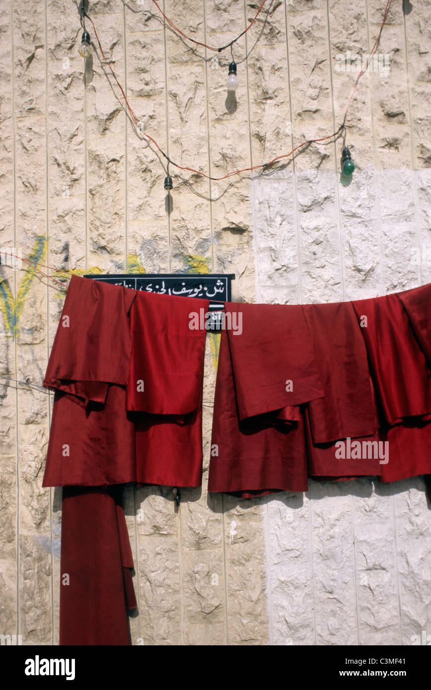 Hanging curtain wall hi-res stock photography and images - Alamy