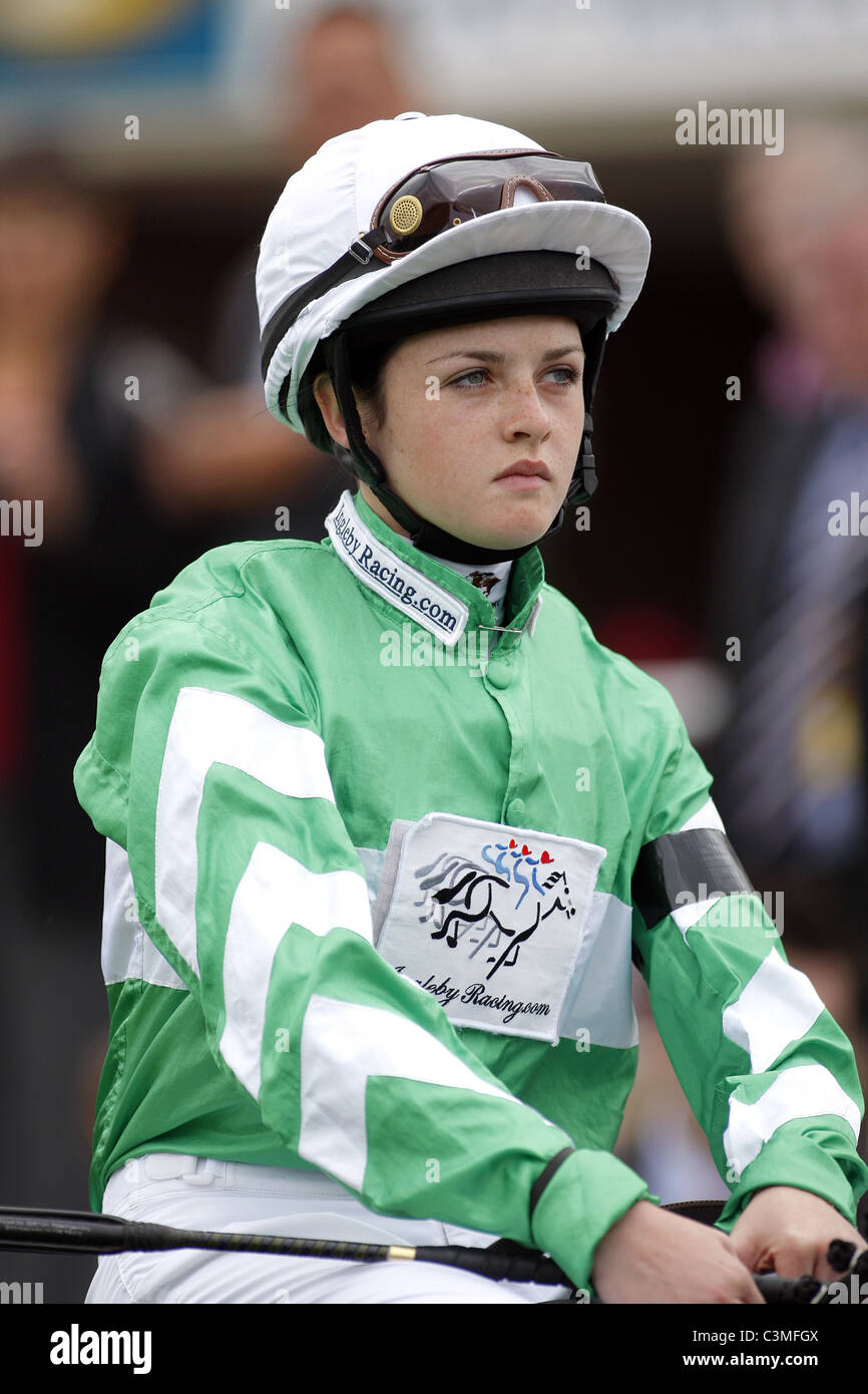 Laura barry jockey hi-res stock photography and images - Alamy