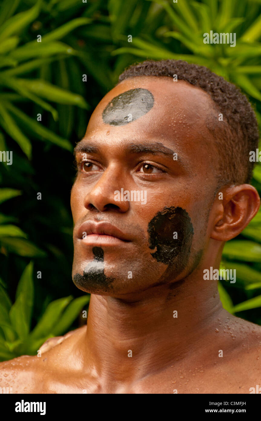 Fiji fijian warrior hi-res stock photography and images - Alamy