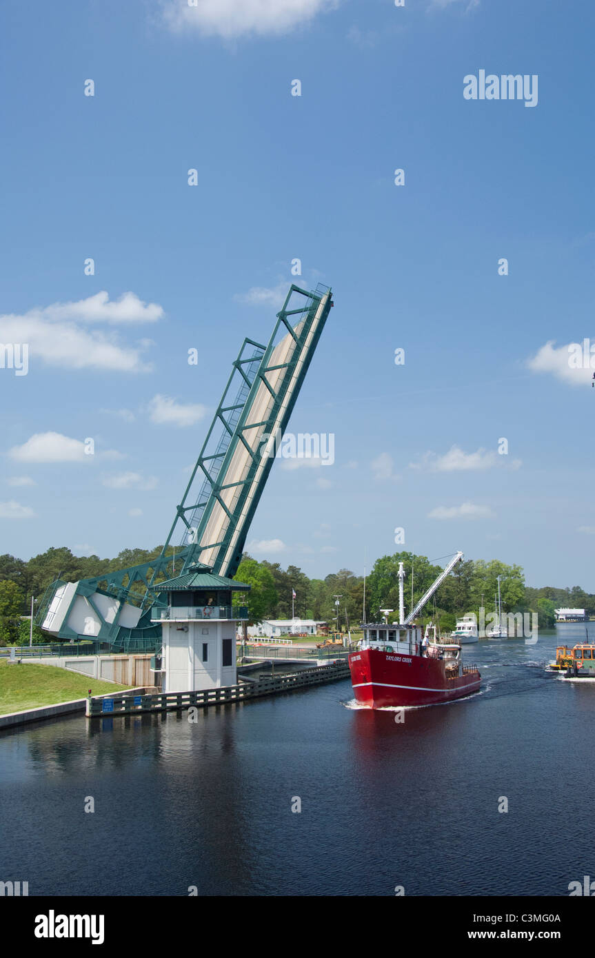 North Carolina, Atlantic Intracoastal waterway at Great Bridge Stock ...