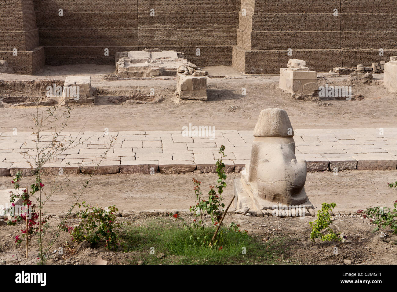 Egyptian wig hi-res stock photography and images - Alamy
