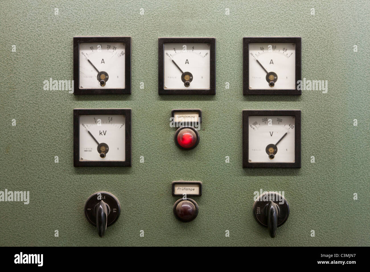 Electric technical measuring instruments hi-res stock photography and ...