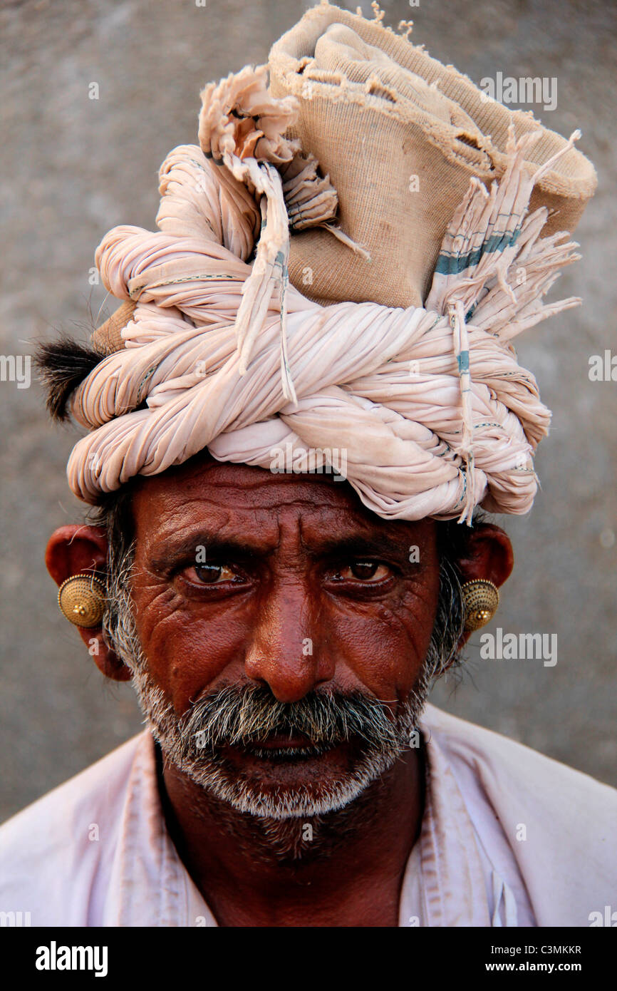 Indian farmer face hi-res stock photography and images - Alamy