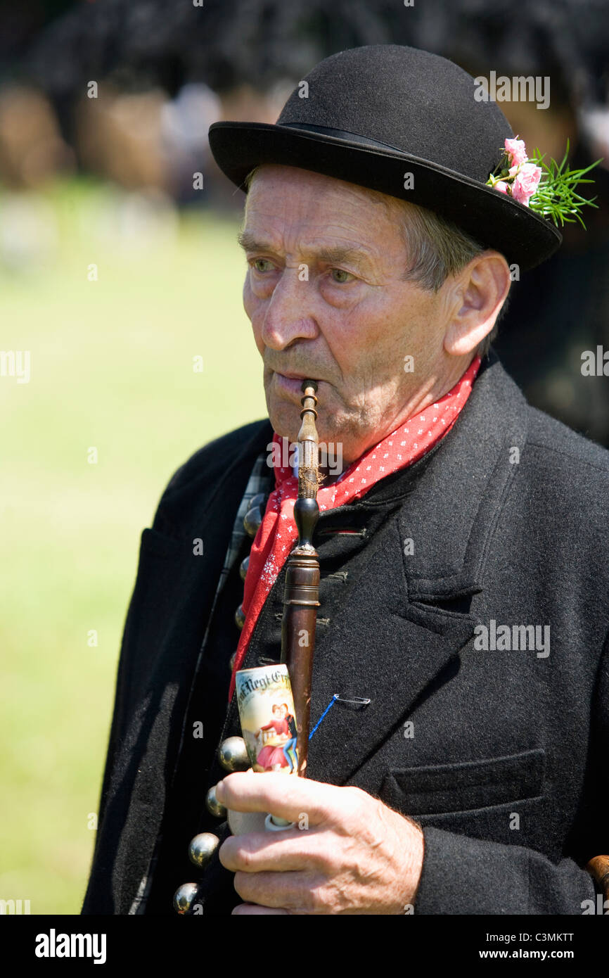 Traditional austrian costume hi-res stock photography and images - Alamy