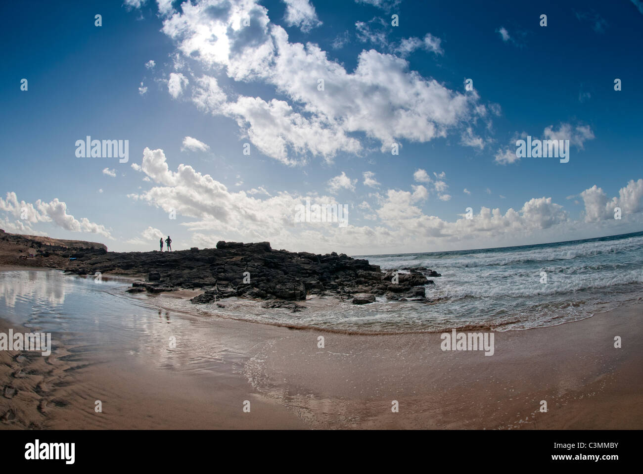Waves crashing over lava rocks hi-res stock photography and images - Alamy