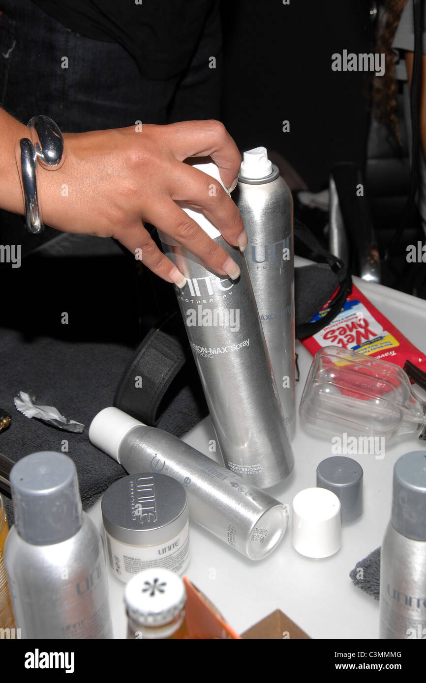 Unite Eurotherapy atmosphere Unite Eurotherapy presents 'Project Runway ...