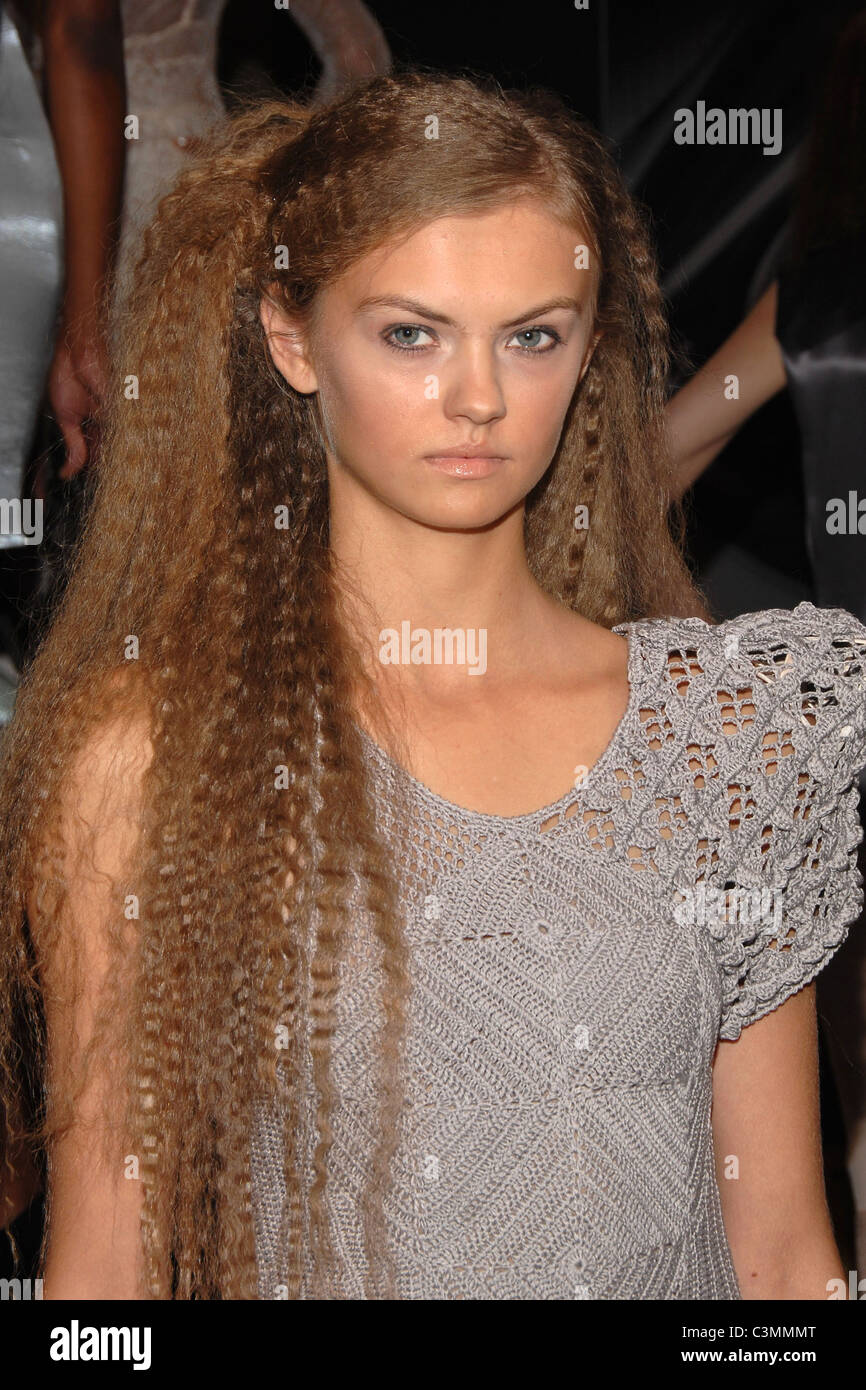 Model Unite Eurotherapy presents 'Project Runway' finalist Jillian ...