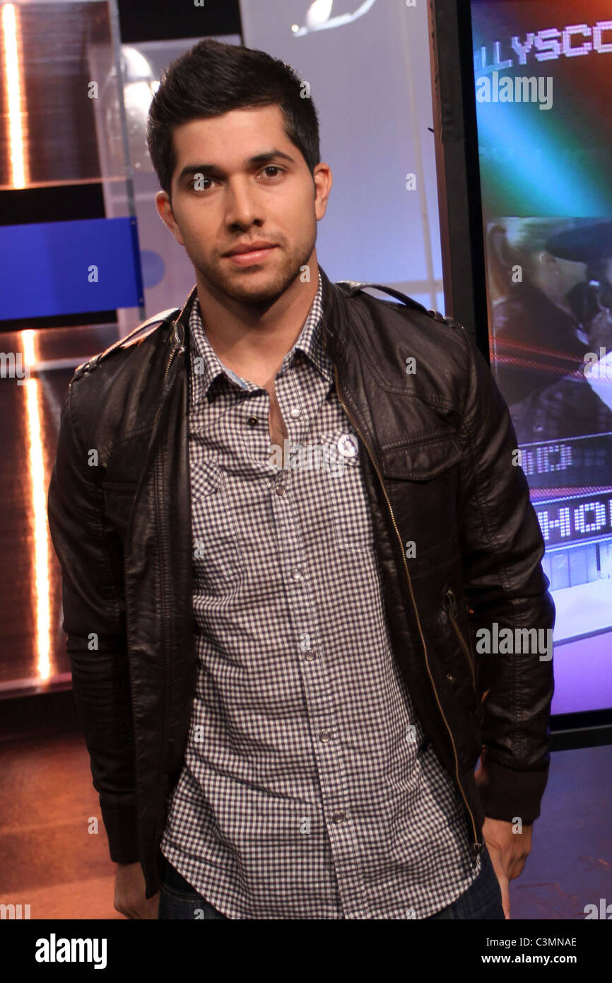 Walter Perez on the studio set of the new entertainment news television ...