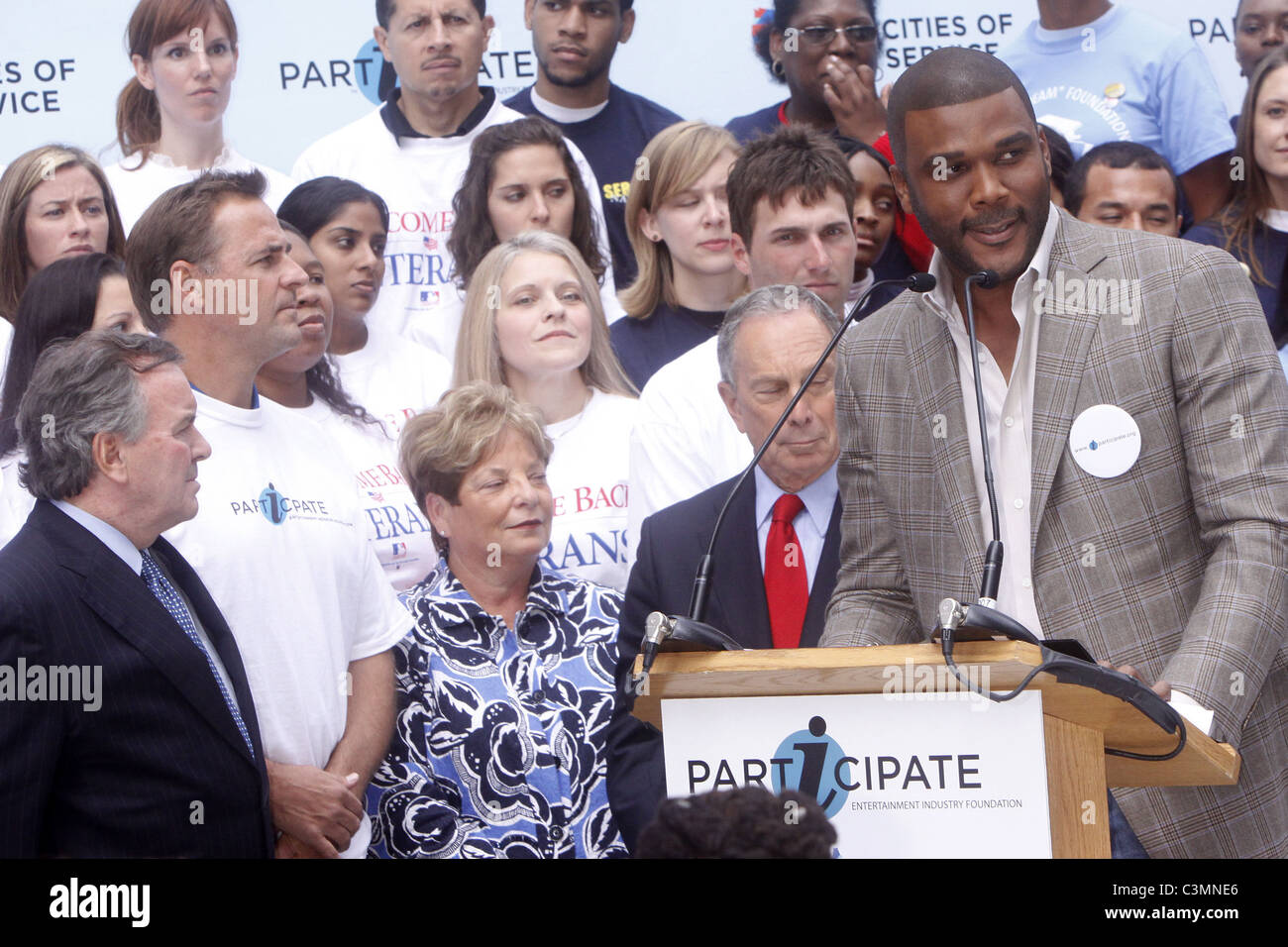 Tyler Perry Celebrities kick off two major initiatives, Participate and ...