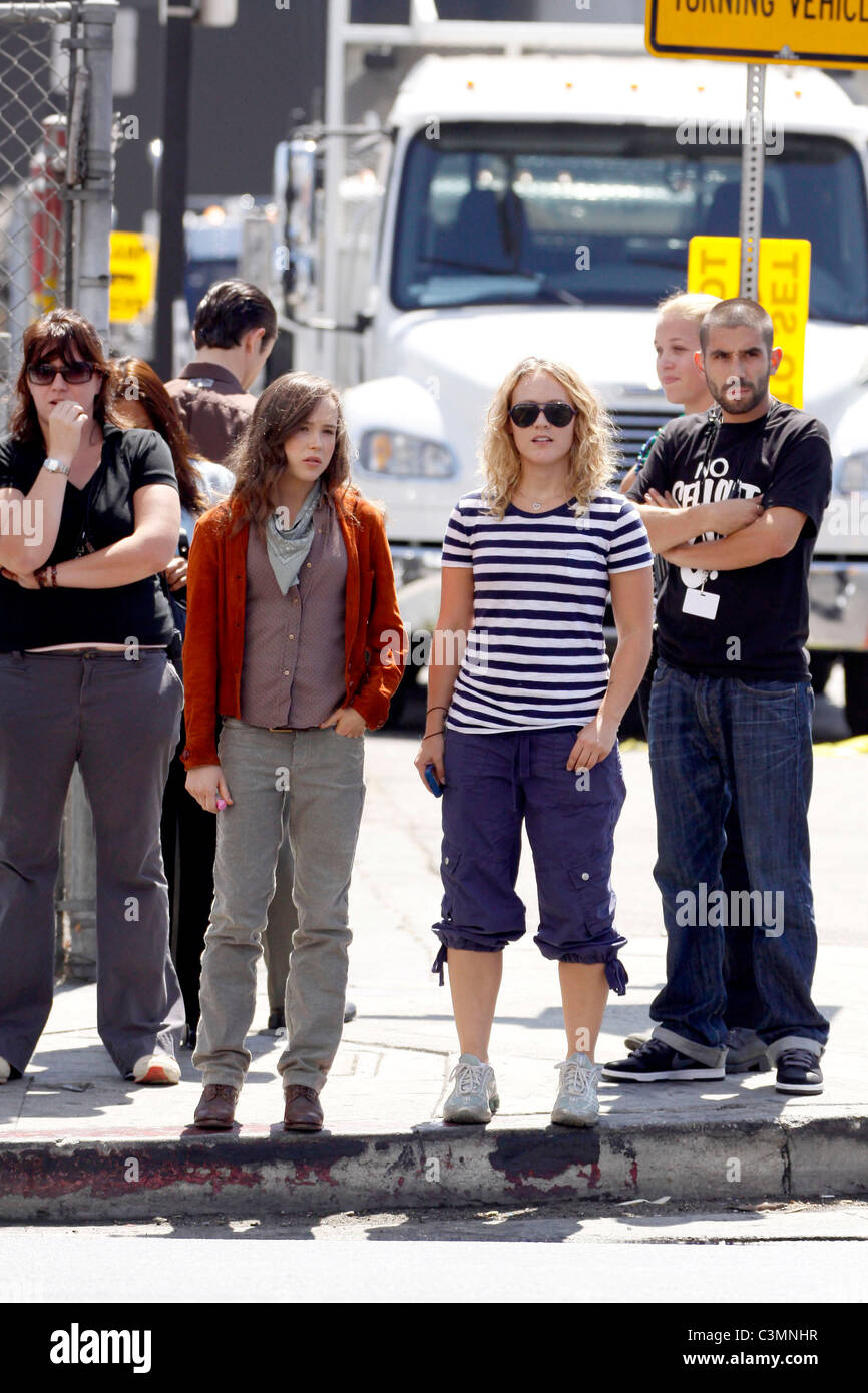 Ellen Page (L) walking to the set of her new film 'Inception' Los ...