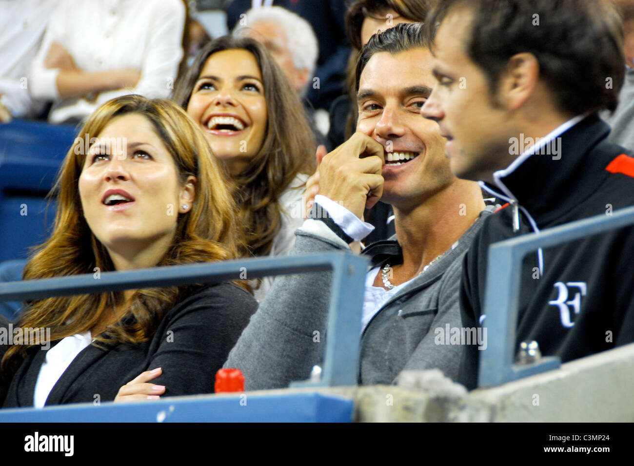 Gavin rossdale and roger federer hi-res stock photography and images ...