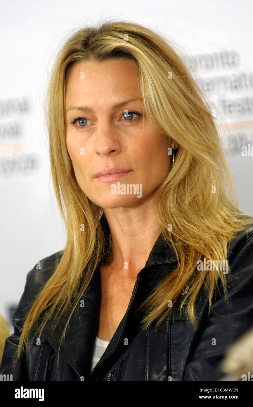 Robin Wright Penn 'The Private Lives of Pippa Lee' - press conference ...