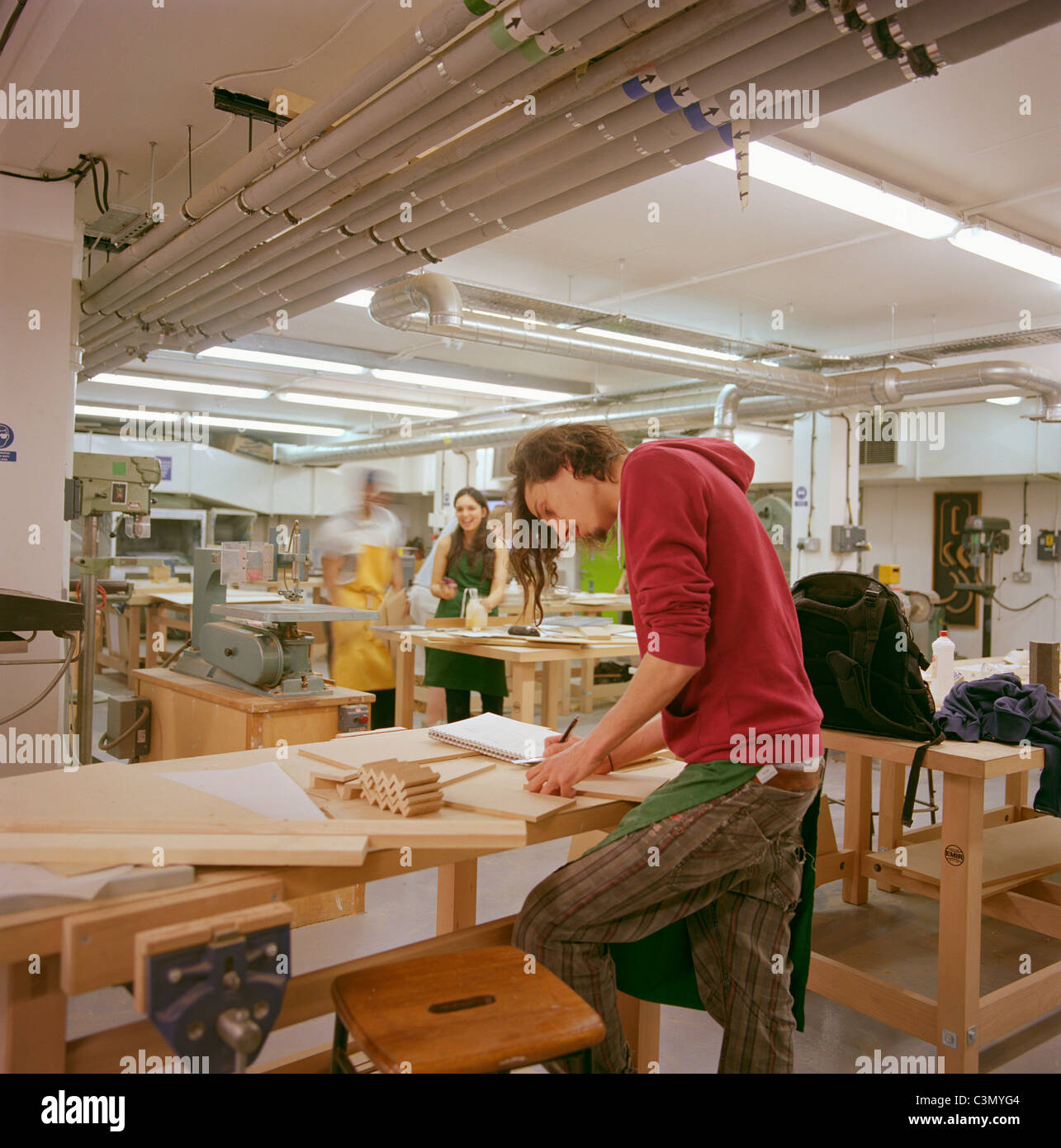 Students or employees learning together Stock Photo - Alamy