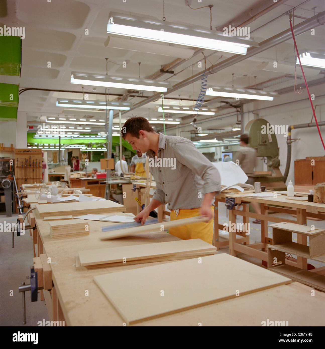 Students or employees learning together Stock Photo - Alamy