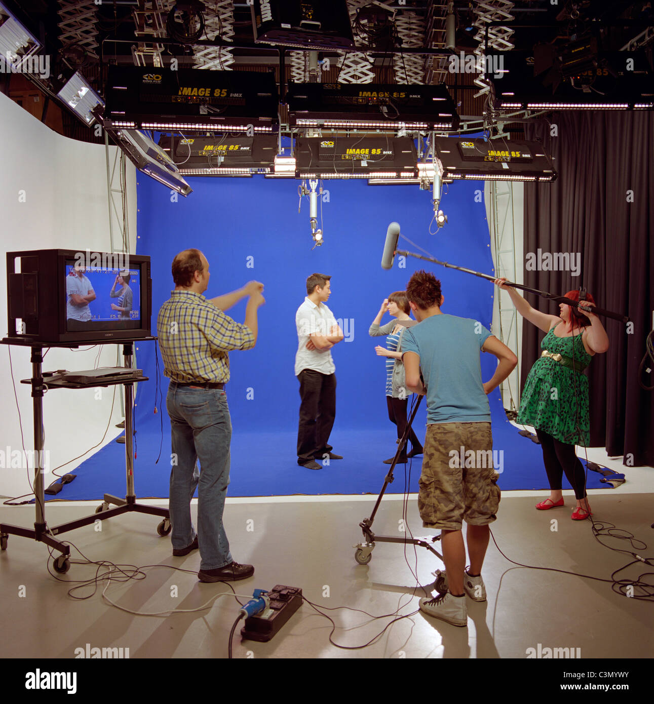 Students or employees learning together Stock Photo - Alamy