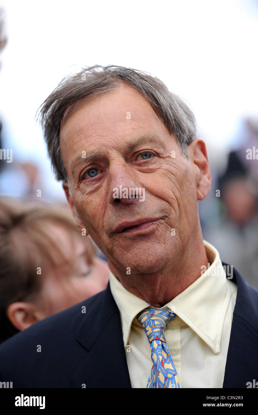 HENRY CECIL RACE HORSE TRAINER RACE HORSE TRAINER YORK RACECOURSE YORK ...