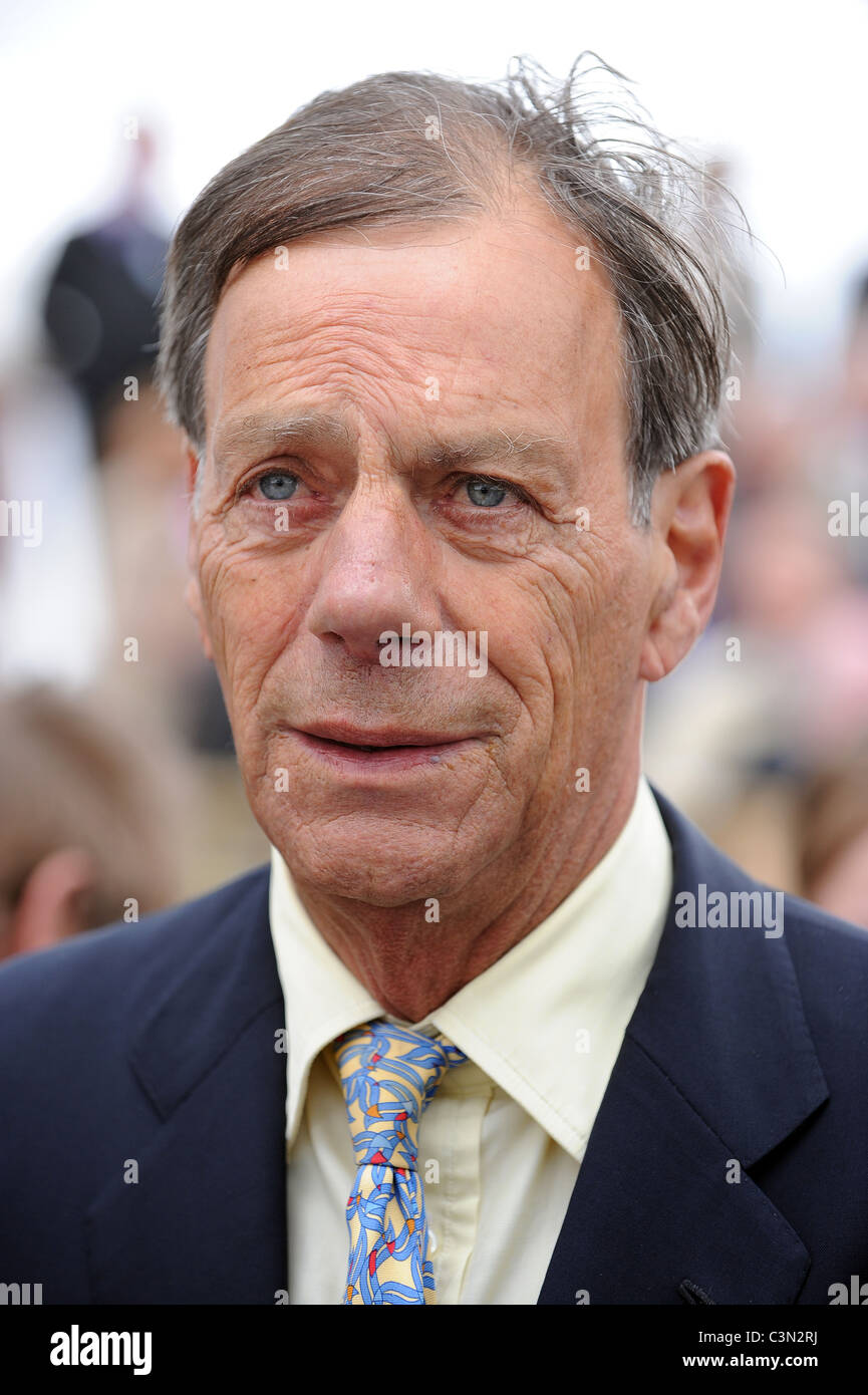 HENRY CECIL RACE HORSE TRAINER RACE HORSE TRAINER YORK RACECOURSE YORK ...