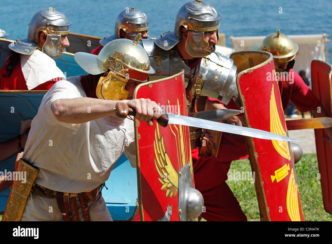 Roman soldiers battle hi-res stock photography and images - Alamy