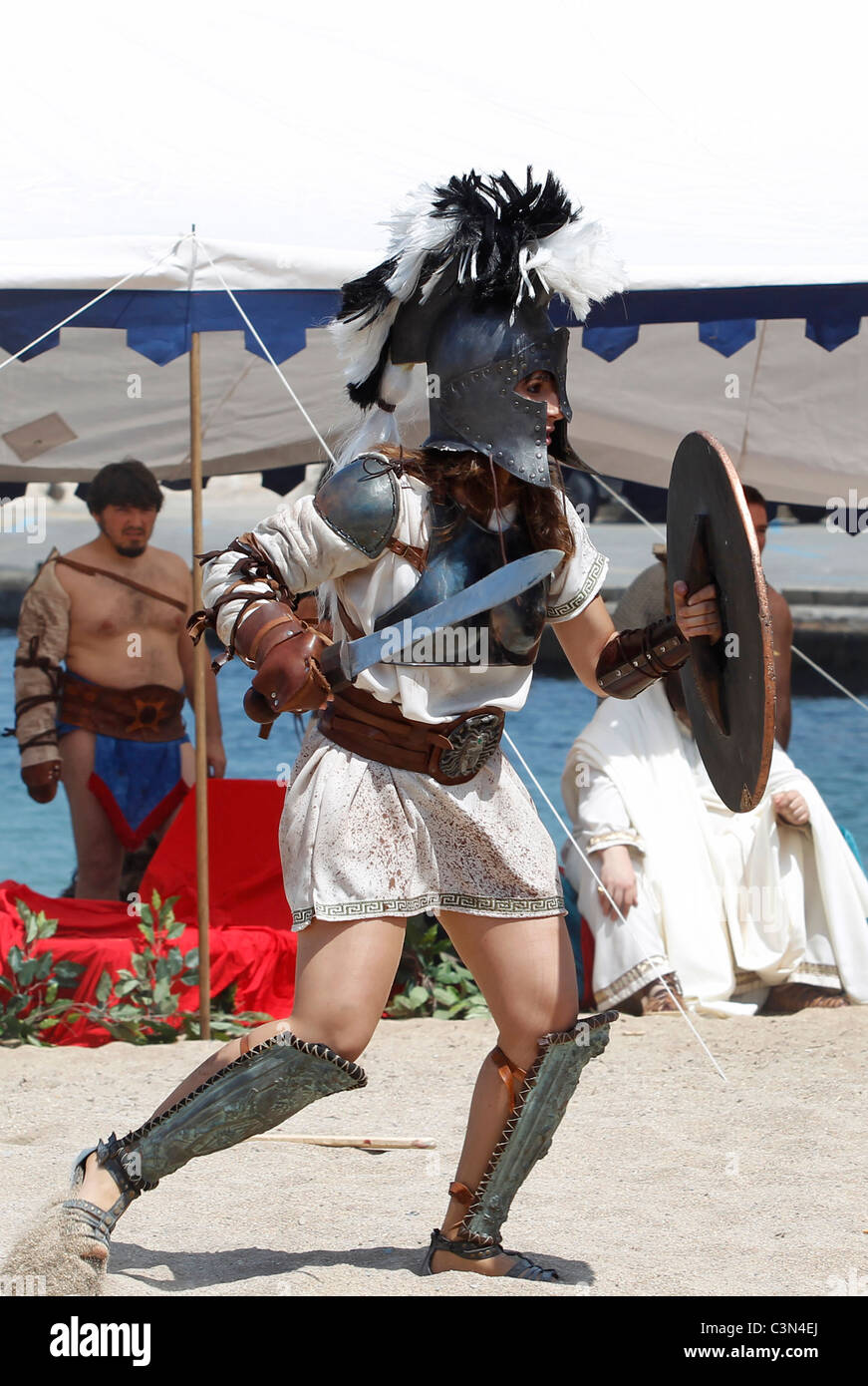 Roman female gladiator hi-res stock photography and images - Alamy