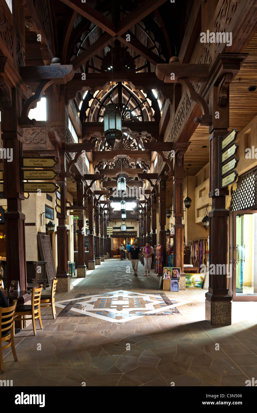 Dubia tourism hi-res stock photography and images - Alamy