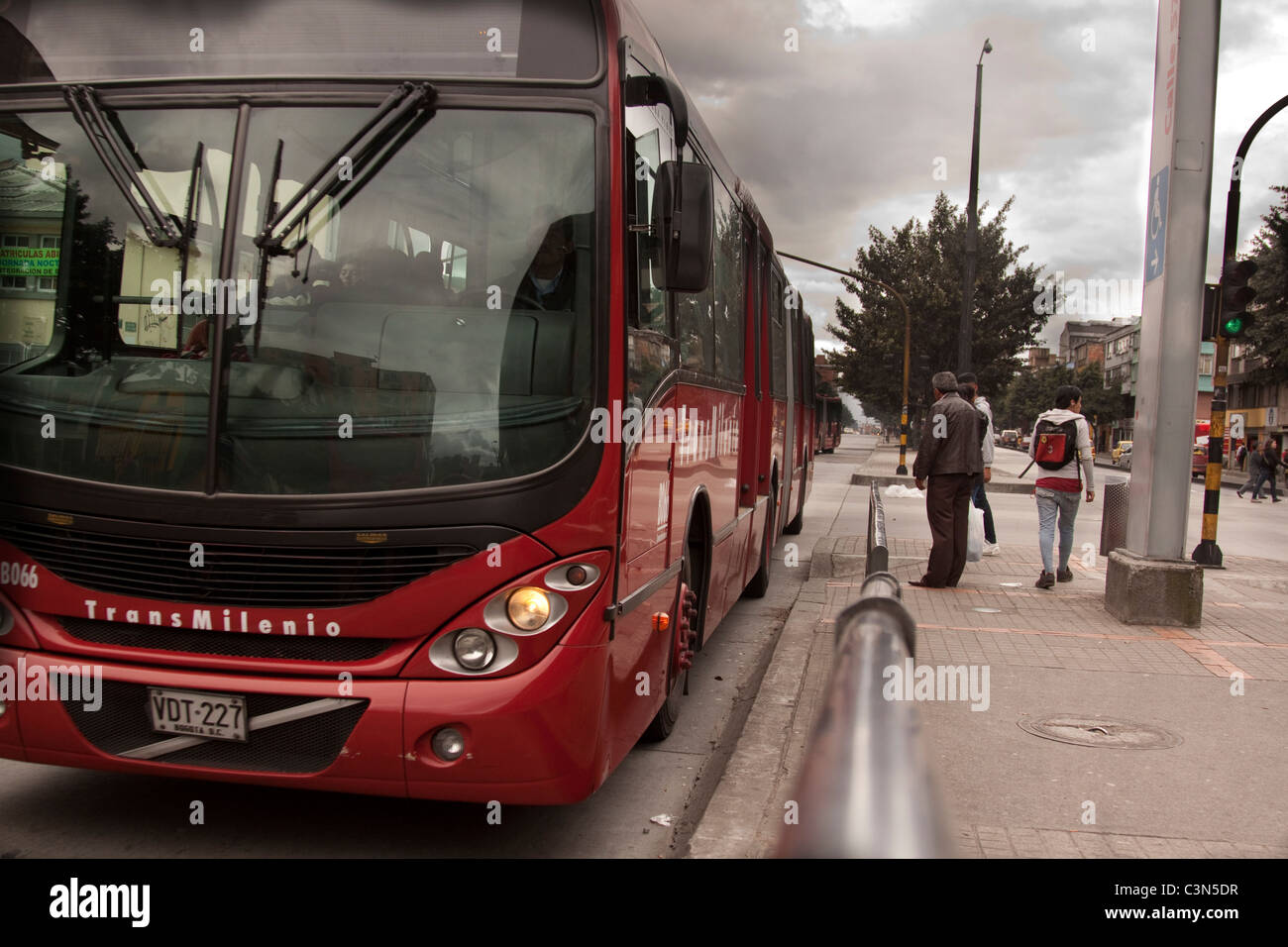 Transmilenio hi-res stock photography and images - Alamy
