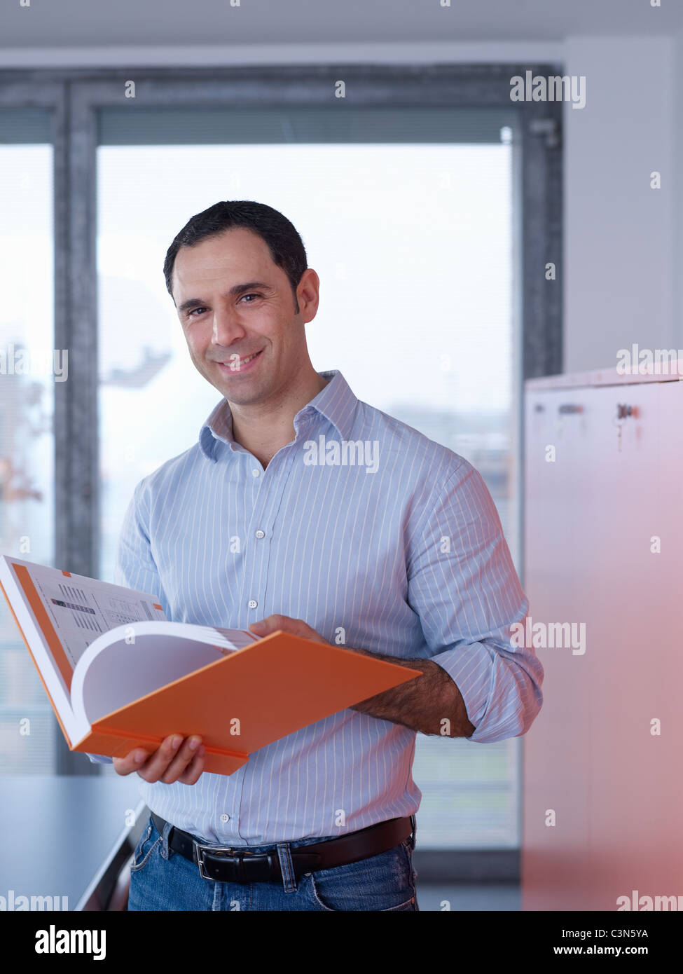 Portrait of male business man Stock Photo - Alamy