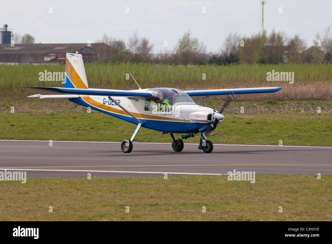 Sandtoft airfield hi-res stock photography and images - Alamy