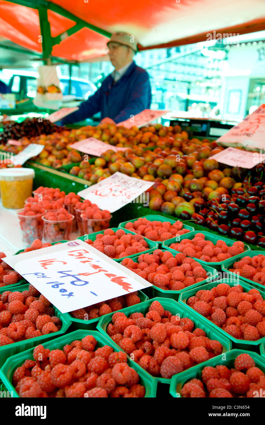 Norway fruit market hi-res stock photography and images - Alamy