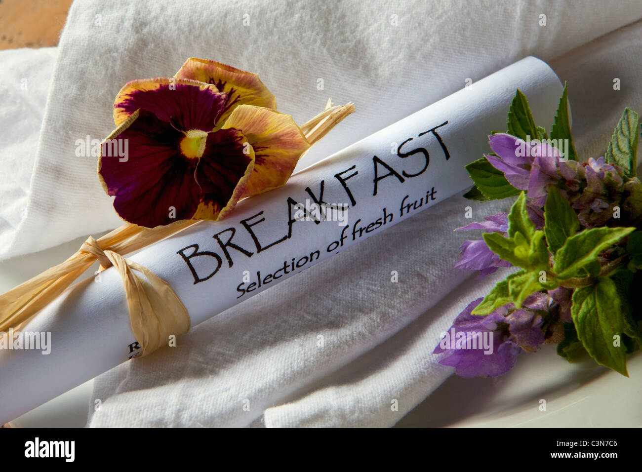 Table manners hi-res stock photography and images - Alamy