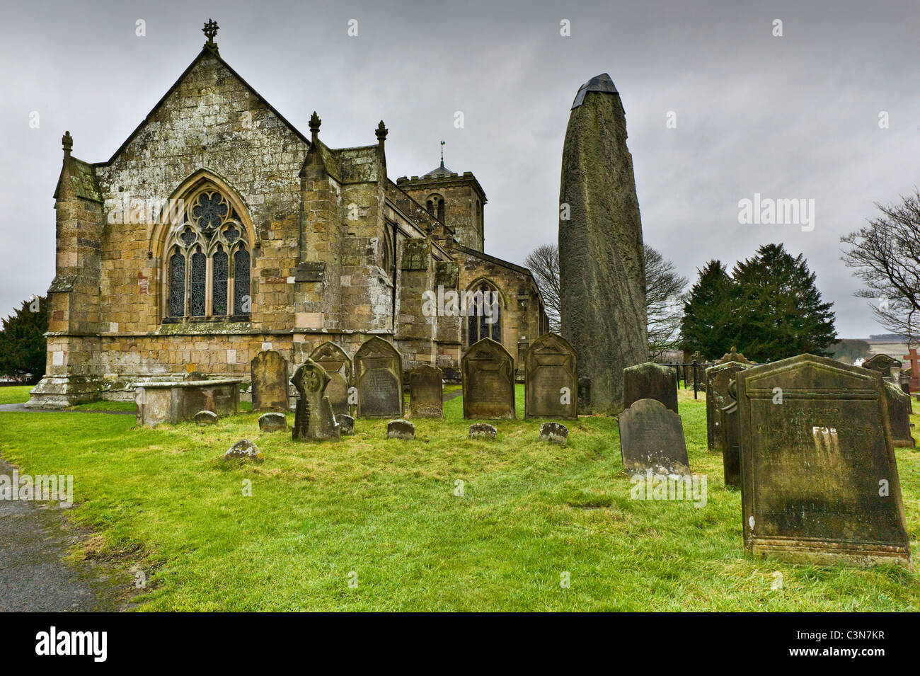 Rudston church and churchyard hi-res stock photography and images - Alamy