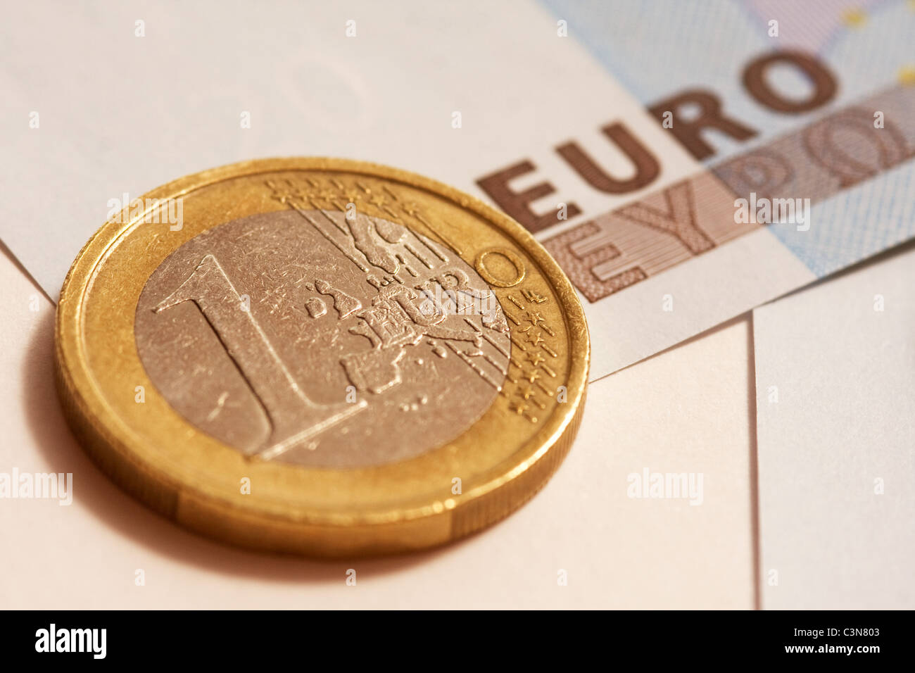 Greek 1 euro hi-res stock photography and images - Alamy