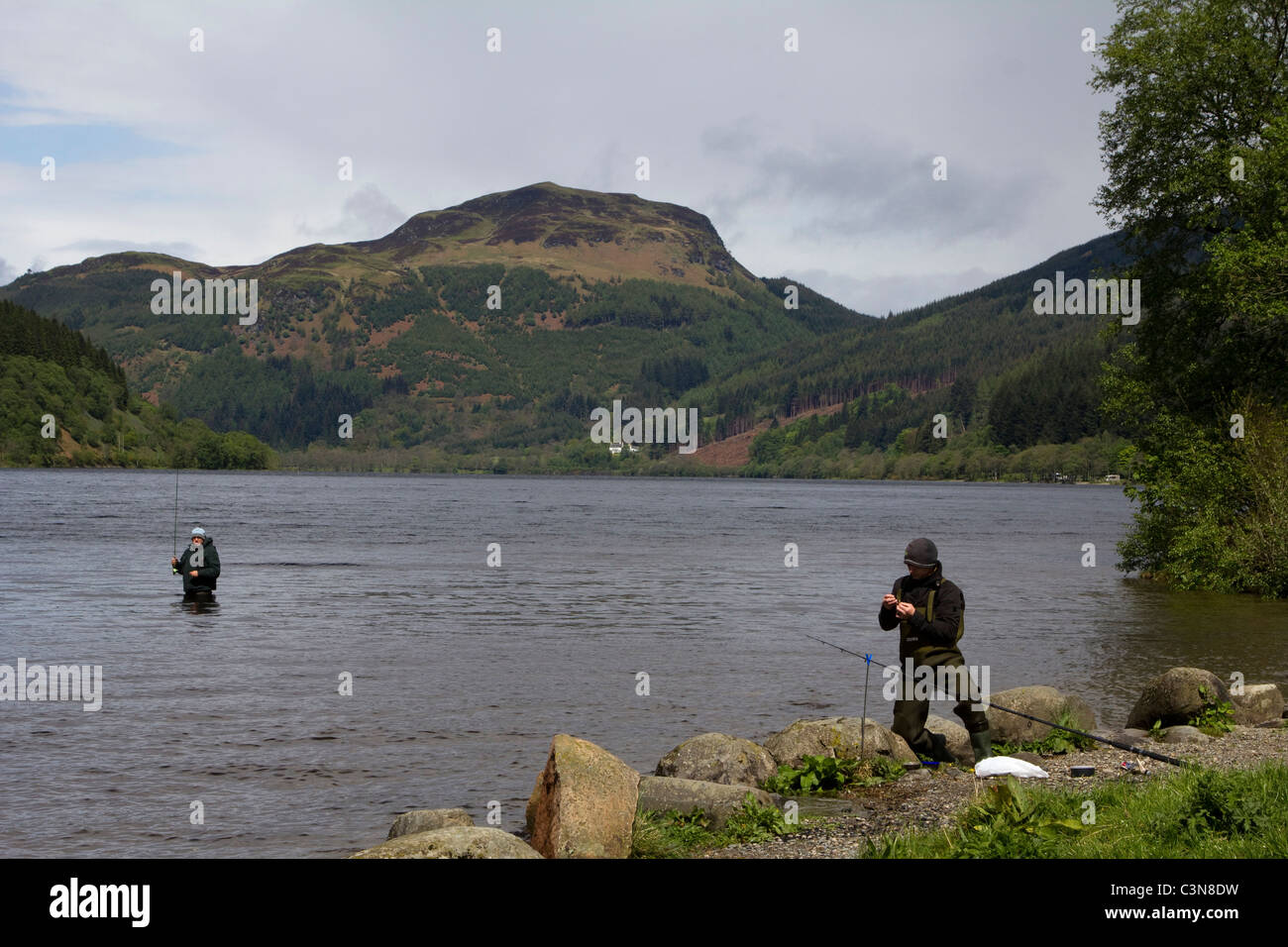 Fly fishing in scotland hi-res stock photography and images - Alamy