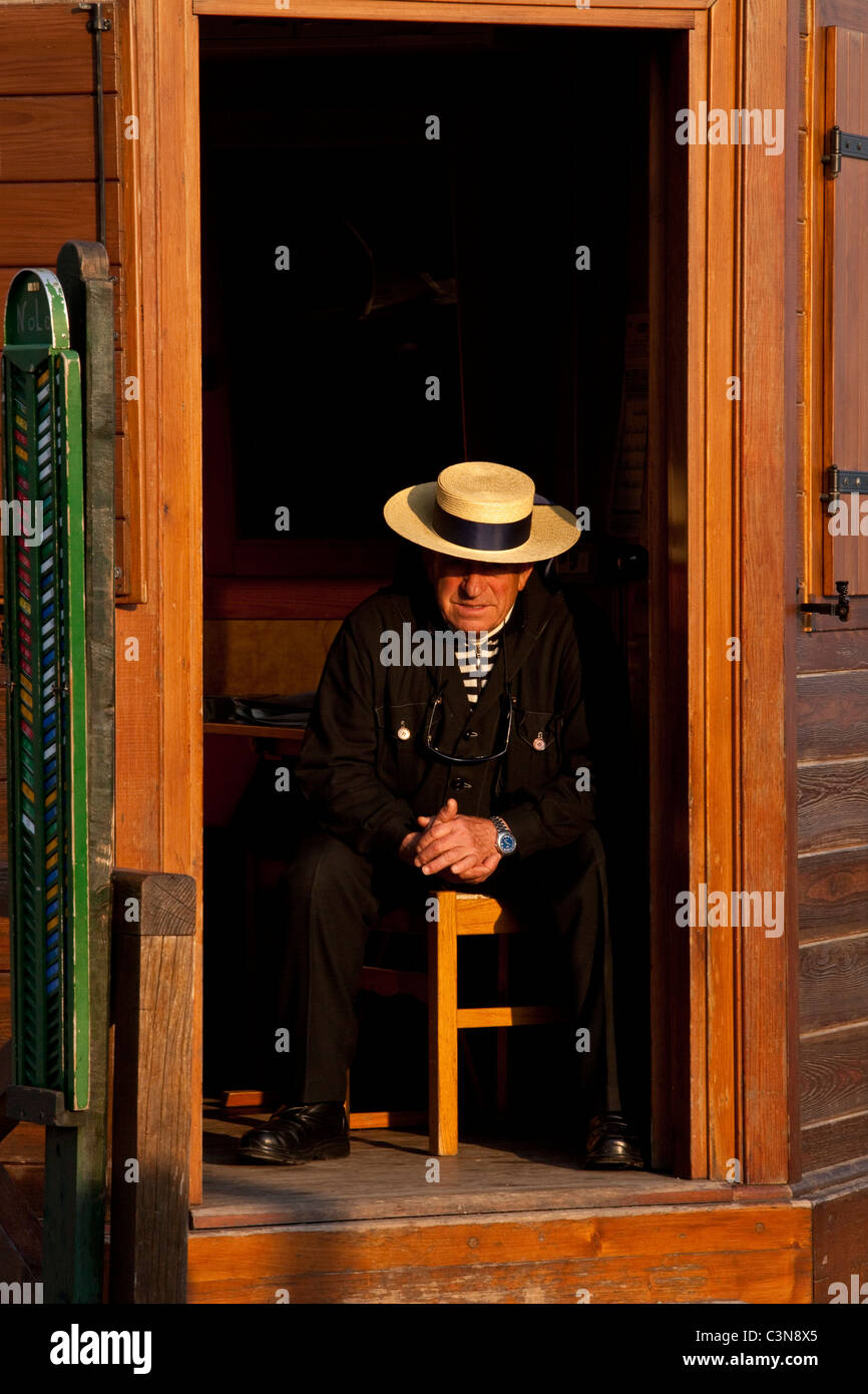 Venetian gondolier uniform hi-res stock photography and images - Alamy