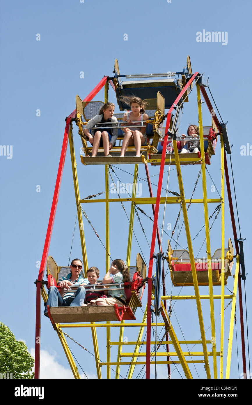 Big wheel ride hi-res stock photography and images - Alamy