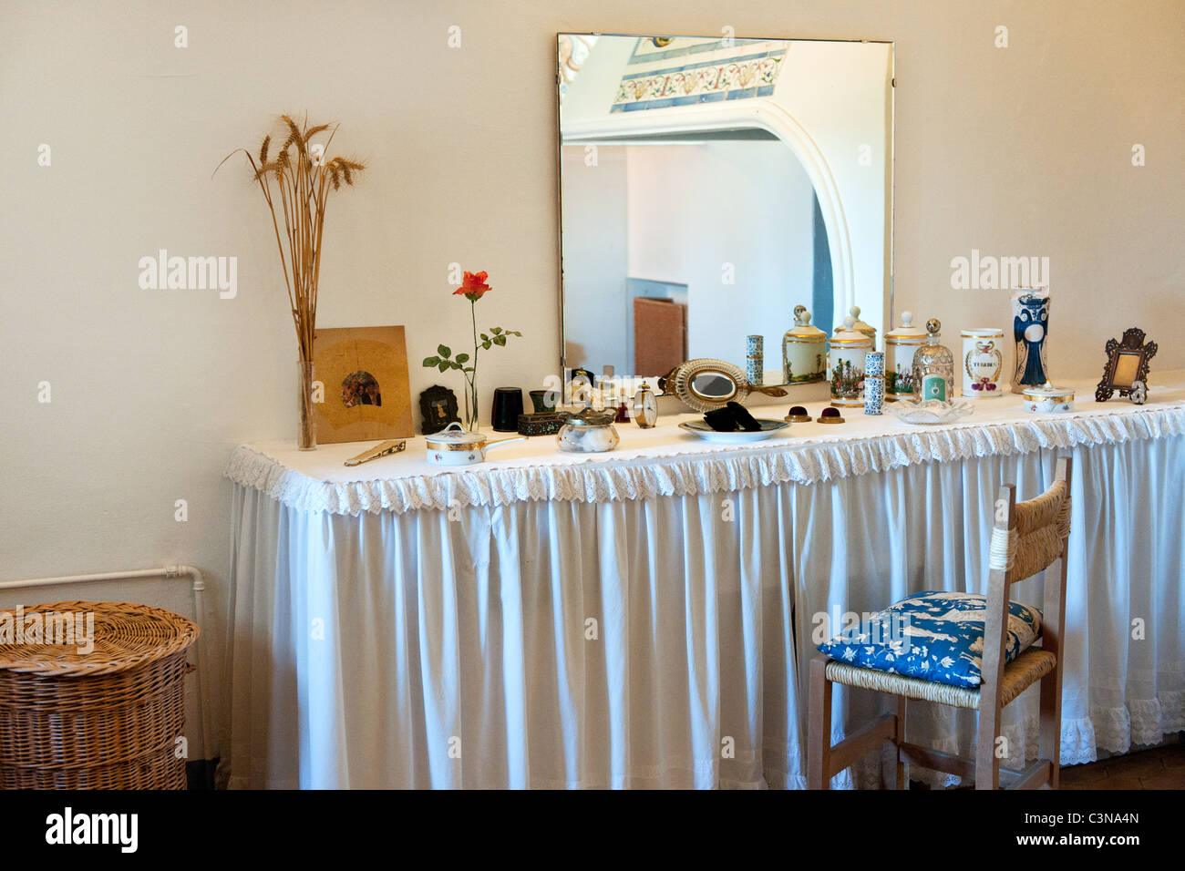 Detail in the bedroom of Gala museum Salvador Dali in Pubol Stock Photo ...