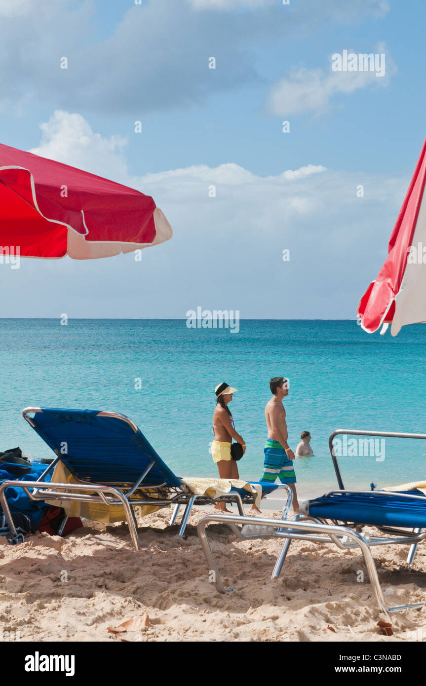 Sun tanning beaches hi-res stock photography and images - Alamy
