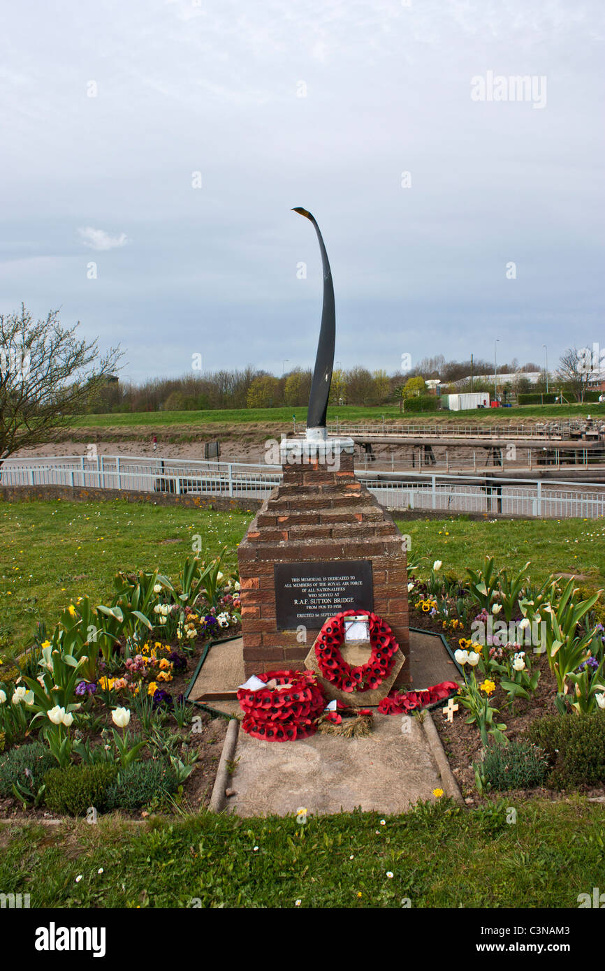 Raf sutton bridge hi-res stock photography and images - Alamy