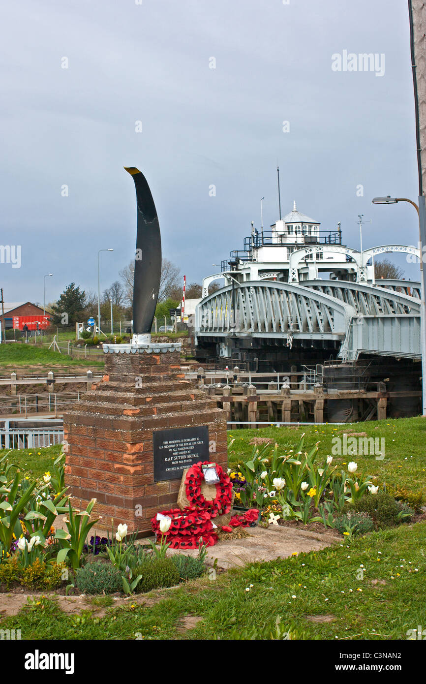 Raf sutton bridge hi-res stock photography and images - Alamy