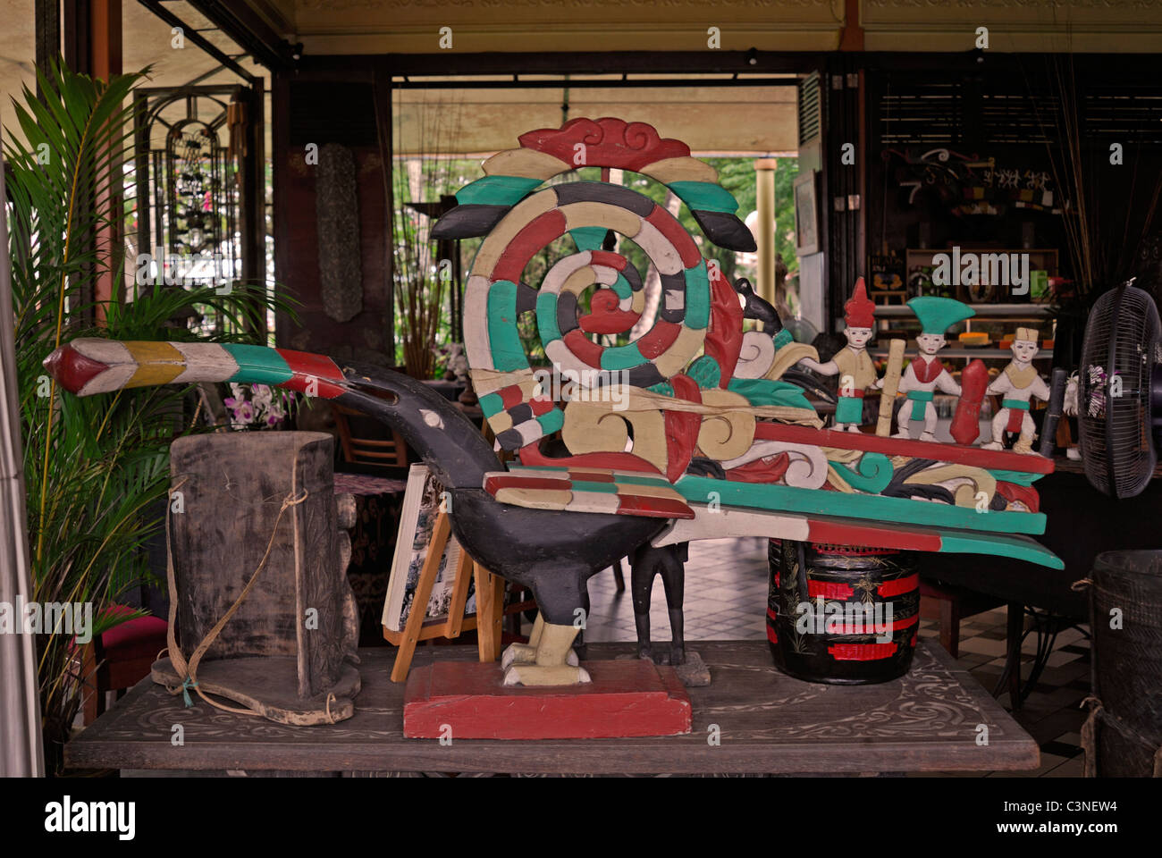 Borneon crafts hi-res stock photography and images - Alamy