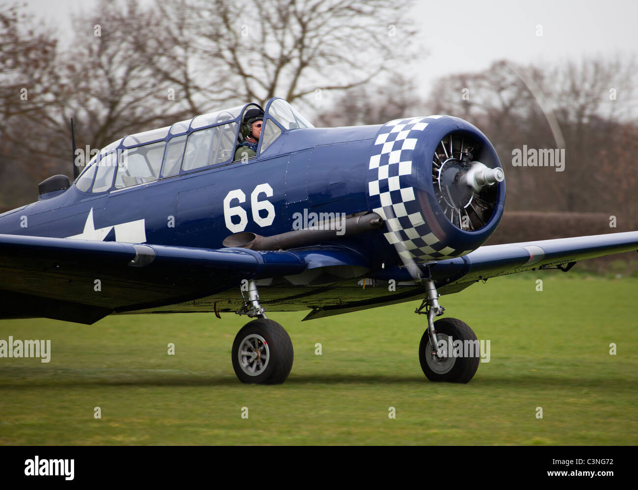 North american advanced trainer hi-res stock photography and images - Alamy